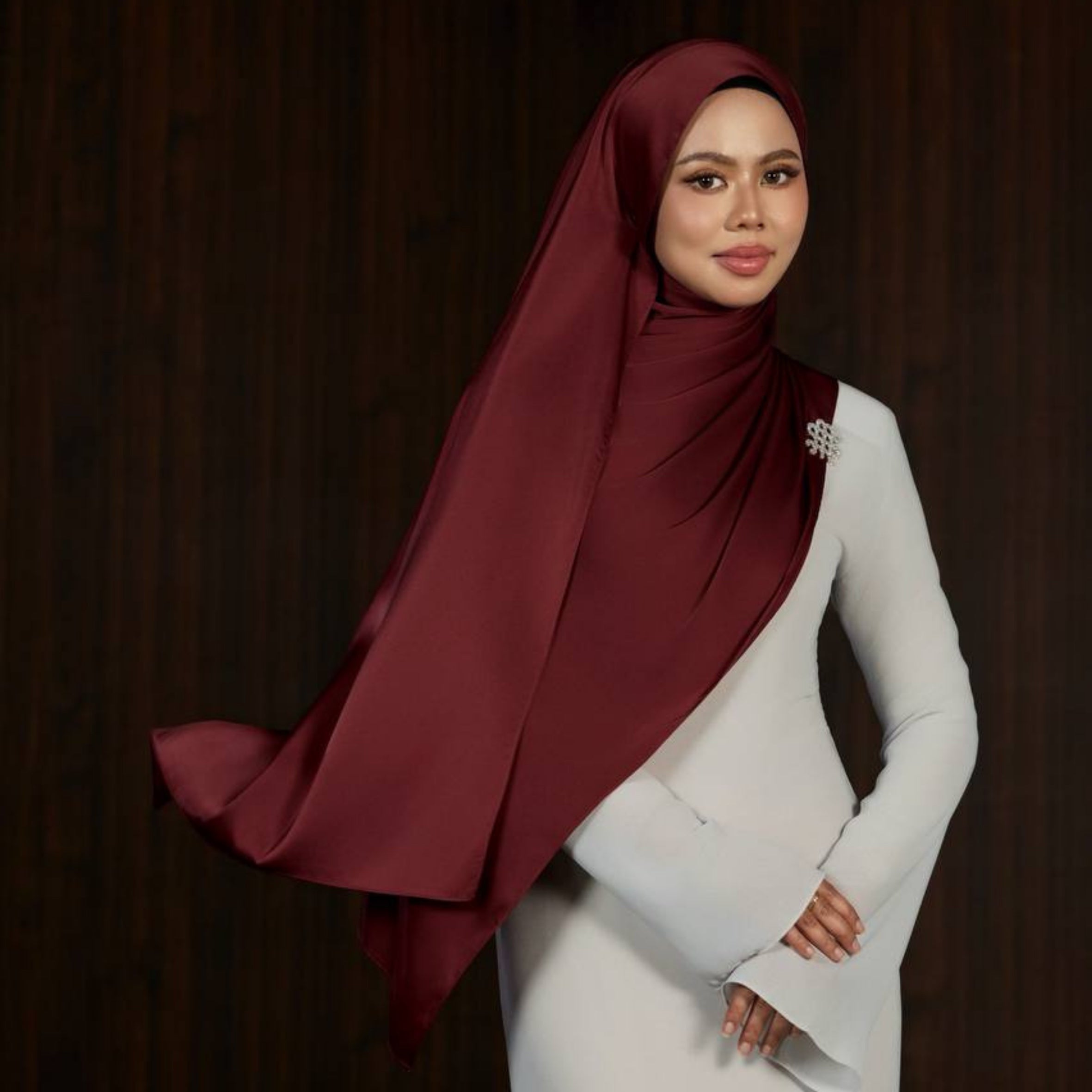 LODRA - CHERRY RED – Moonandstella